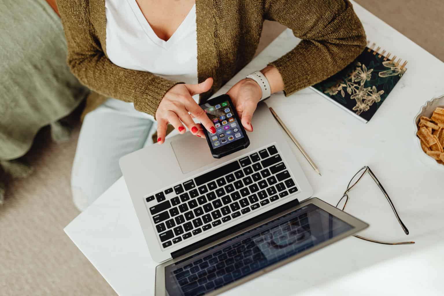 17+ Legitimate Non-Phone Work from Home Jobs for Moms (In-Demand Skills ...